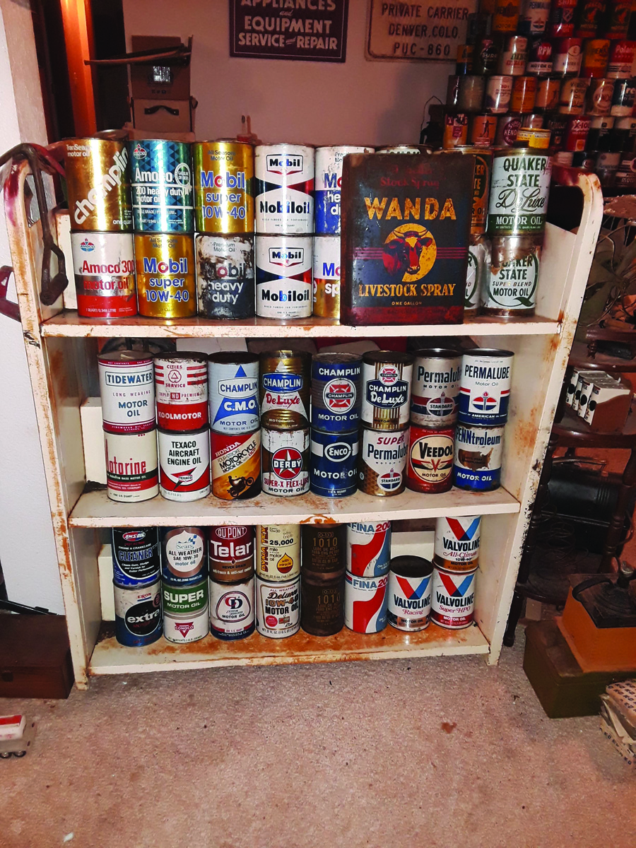 Join the Facebook Auction Crowd - Farm Collector